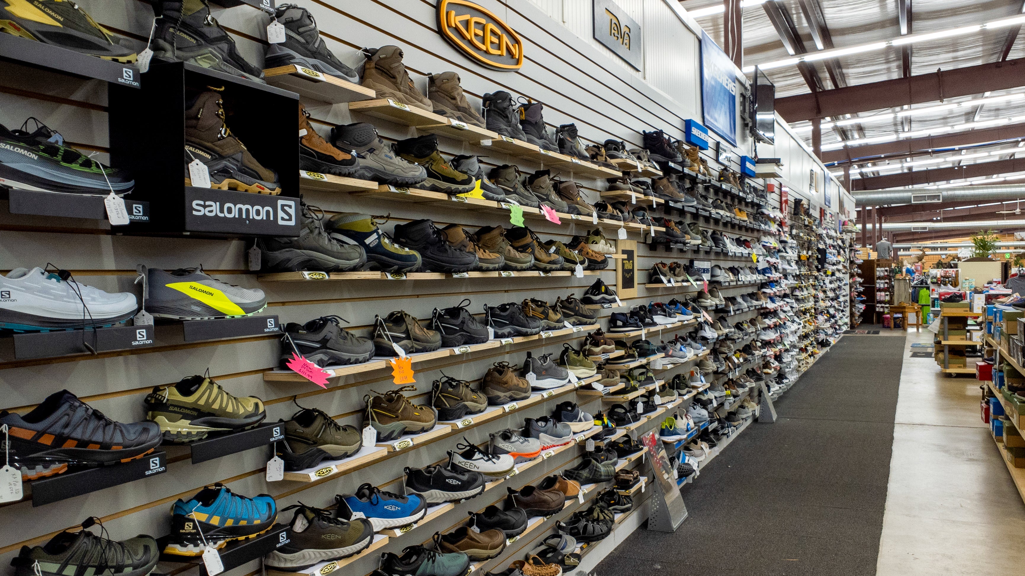 INFINITY SPORTS & OUTDOORS – Infinity Sports & Outdoors